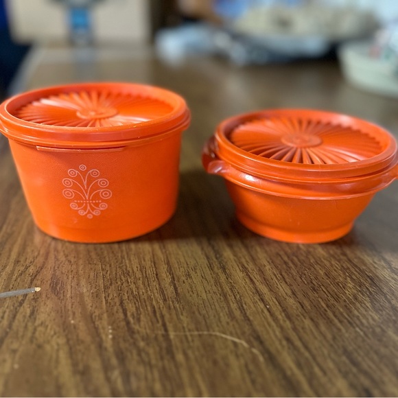 Tupperware | Kitchen | Tupperware Bowl And Mini Canister Set | Poshmark